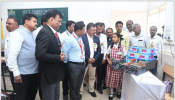 Maval News : मावळ तालुकास्तरीय विज्ञान प्रदर्शनात तनाज सय्यद व दिव्य ...